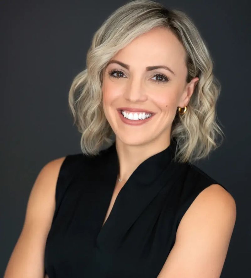 Who Pays the $100K H-1B Fee? USCIS Clarifies | Boundless