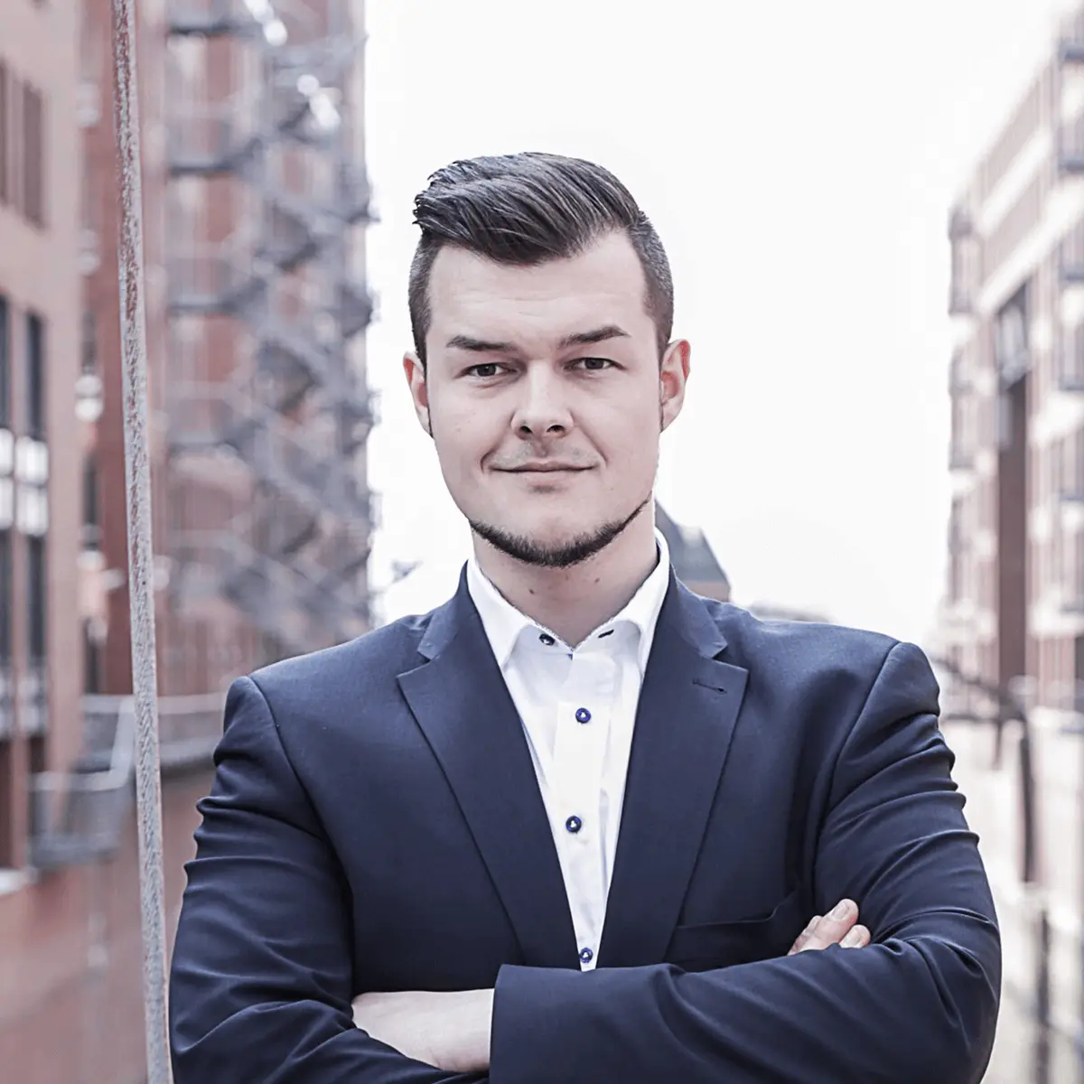 Eric Heinemann ist Gründer von Crypto Nerds, einem der führenden ...