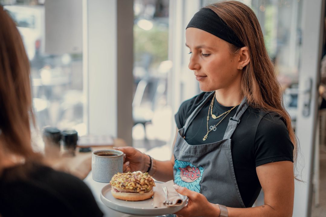 KJEKS Café Winterhude – 100% Pflanzlich & Handgemacht