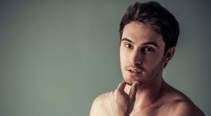 6 Ways to Get a Chiseled Jawline