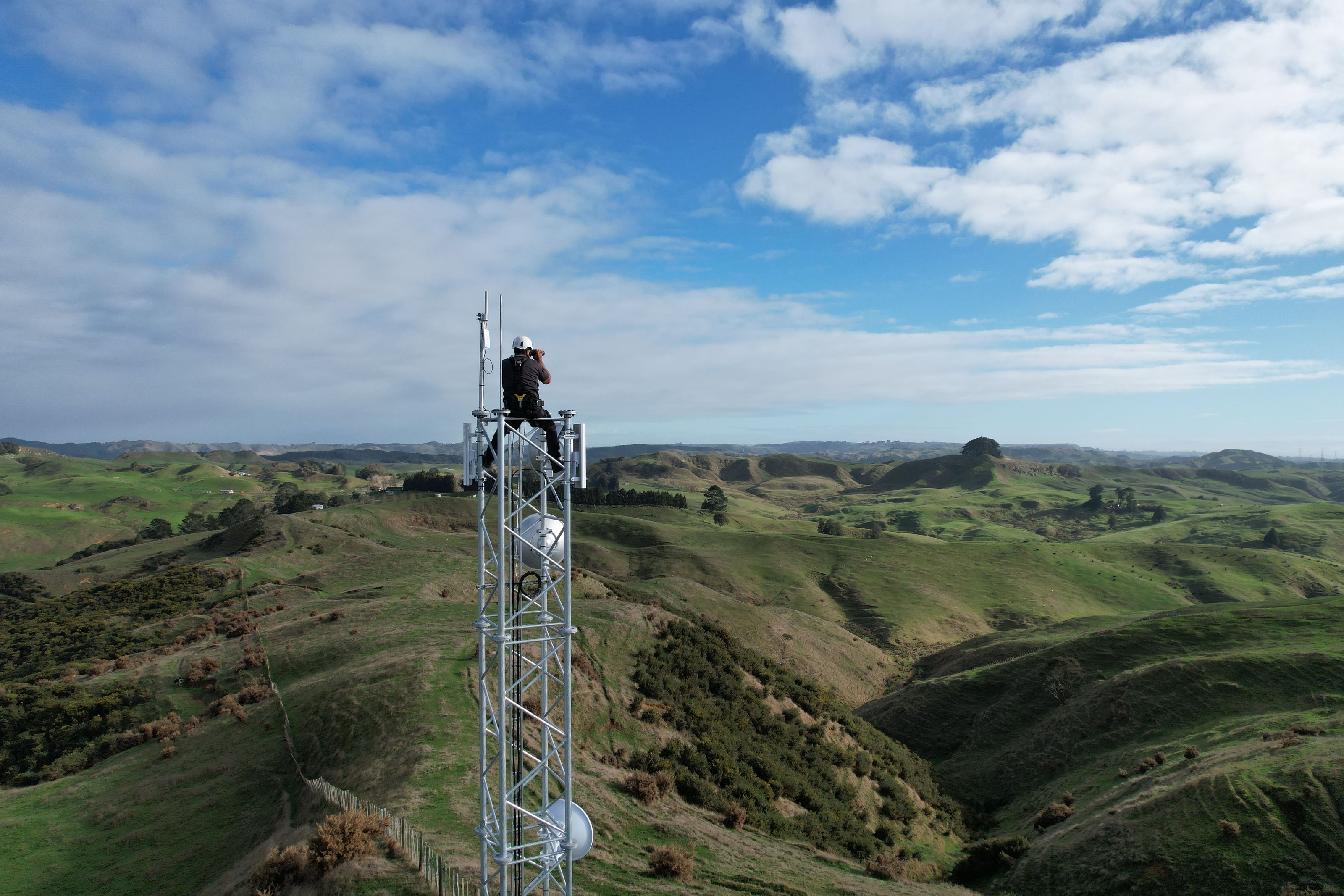 Lightwire Fixed Wireless and the Installation Process in New Zealand