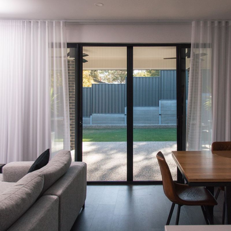 Retractable fly screens - Brisbane, QLD - ViewTek