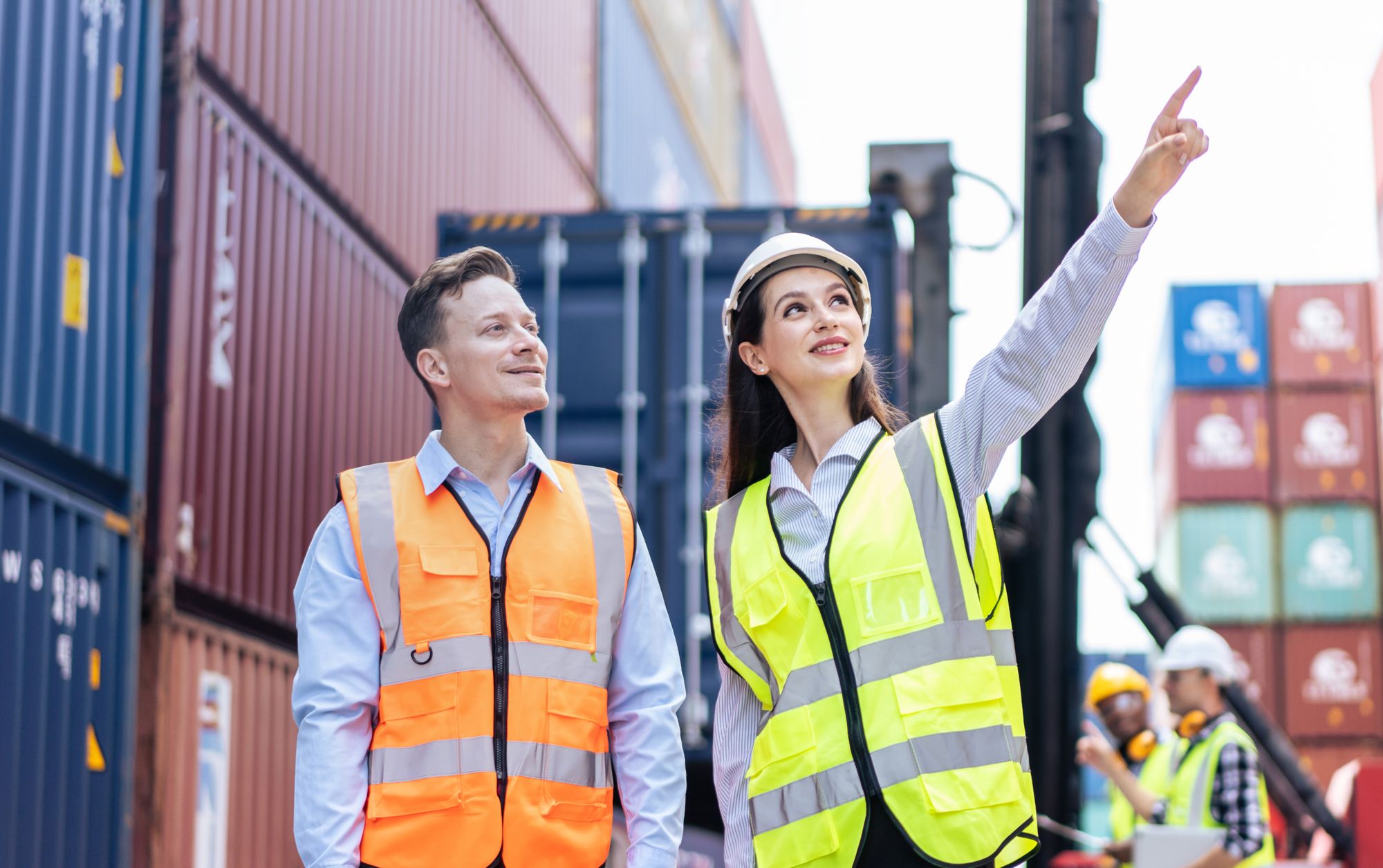Choosing the Right Freight Forwarder for Your Business