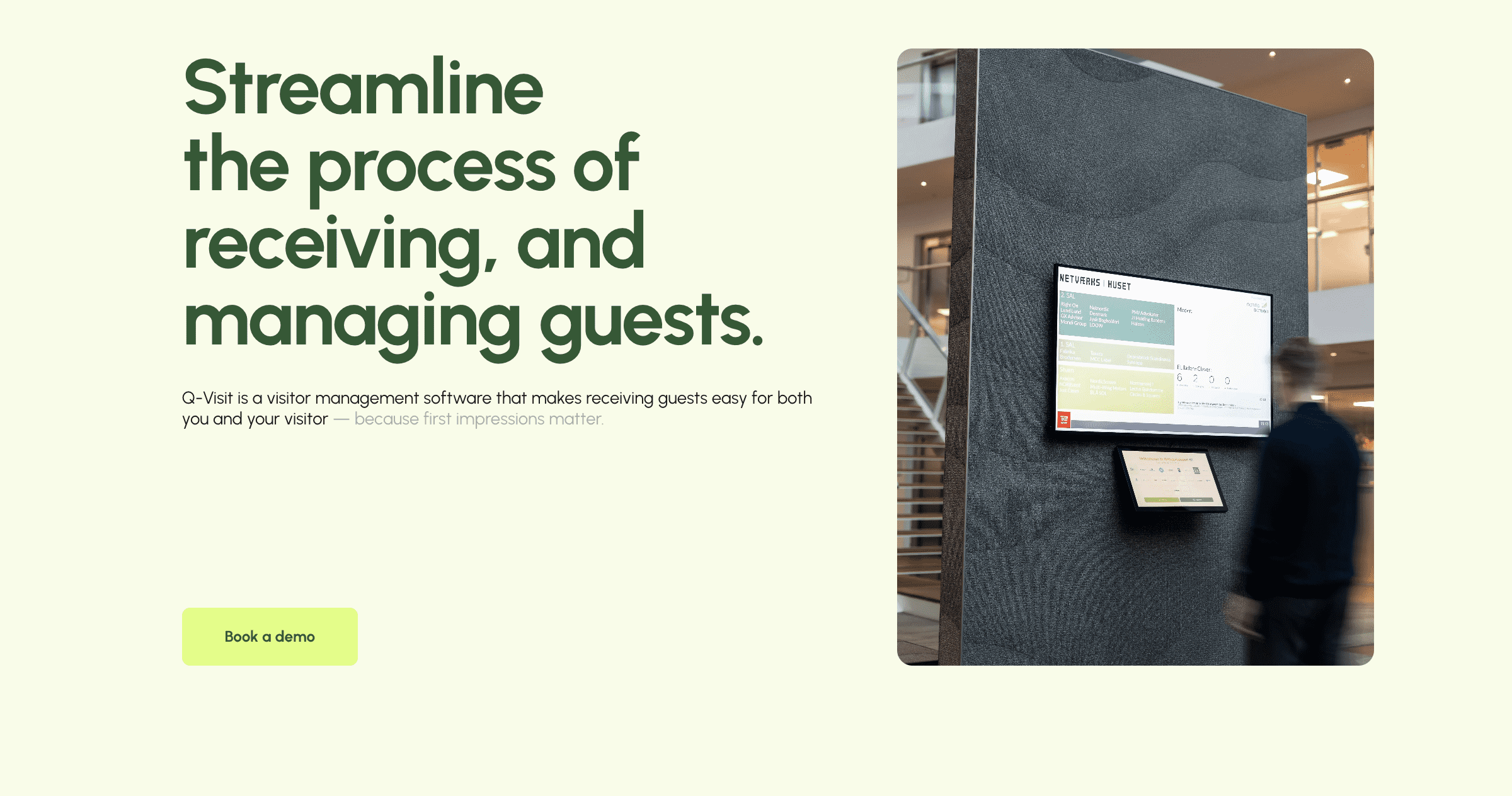 Visitor Management Software | Q-Visit by NordicScreen