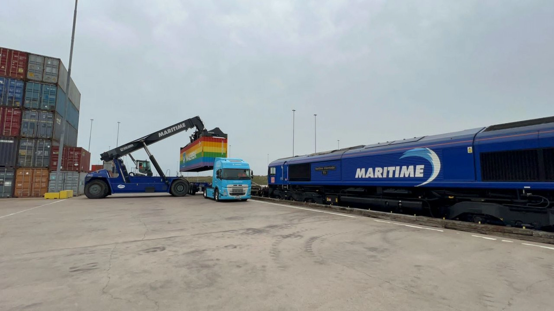 Maritime Supports Laura Maersk | Maritime Transport