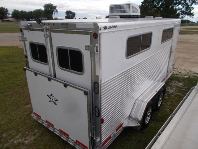 Showmaster Full Height Small Livestock Trailer Gallery BPSM 49C Example ...