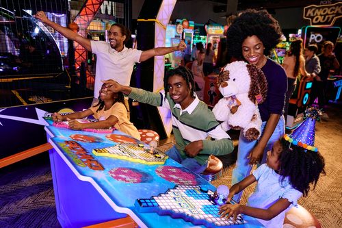 Best Arcade in Perth | Dave & Buster’s